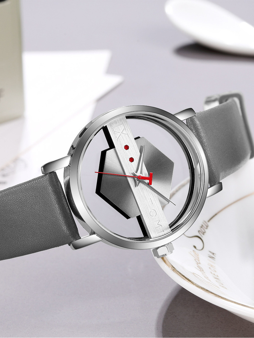 [New Style] TOMI Hollow Design See-Through Watch Unisex Casual Fashion ...
