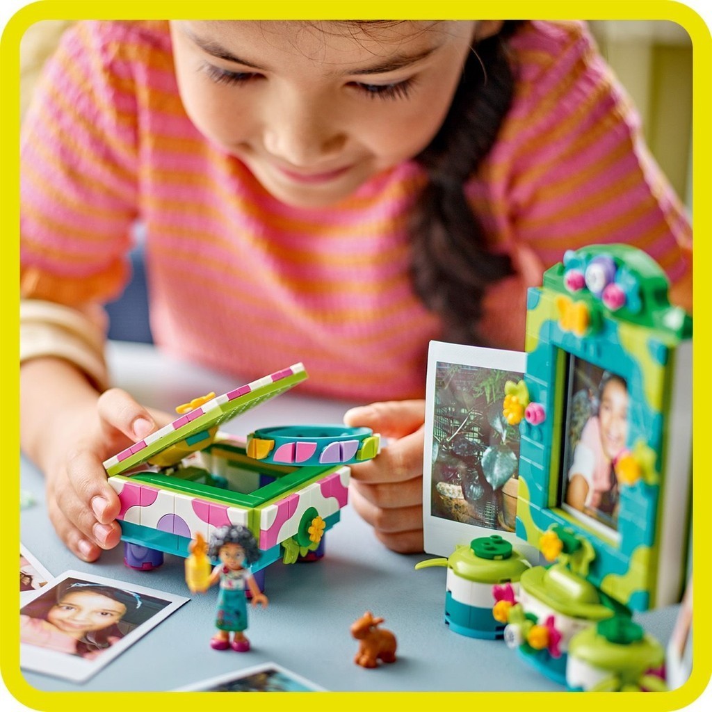 LEGO 43239 Disney Encanto Mirabel’s Photo Frame and Jewelry Box ...