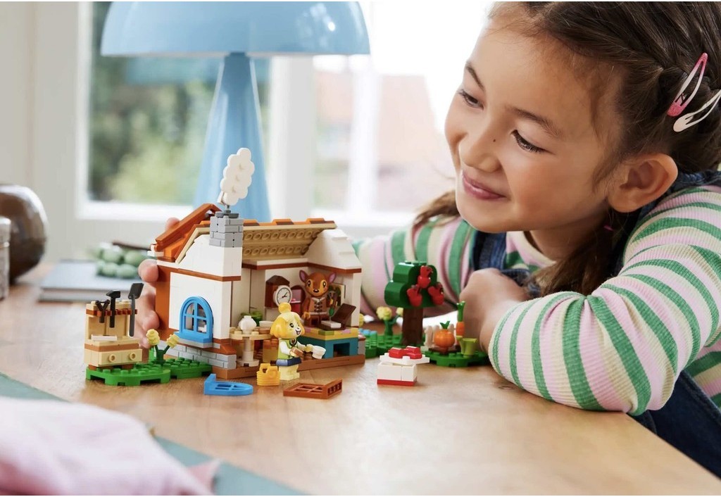 LEGO 77049 Isabelle's House Visit | LEGO Animal Crossing | Shopee Malaysia