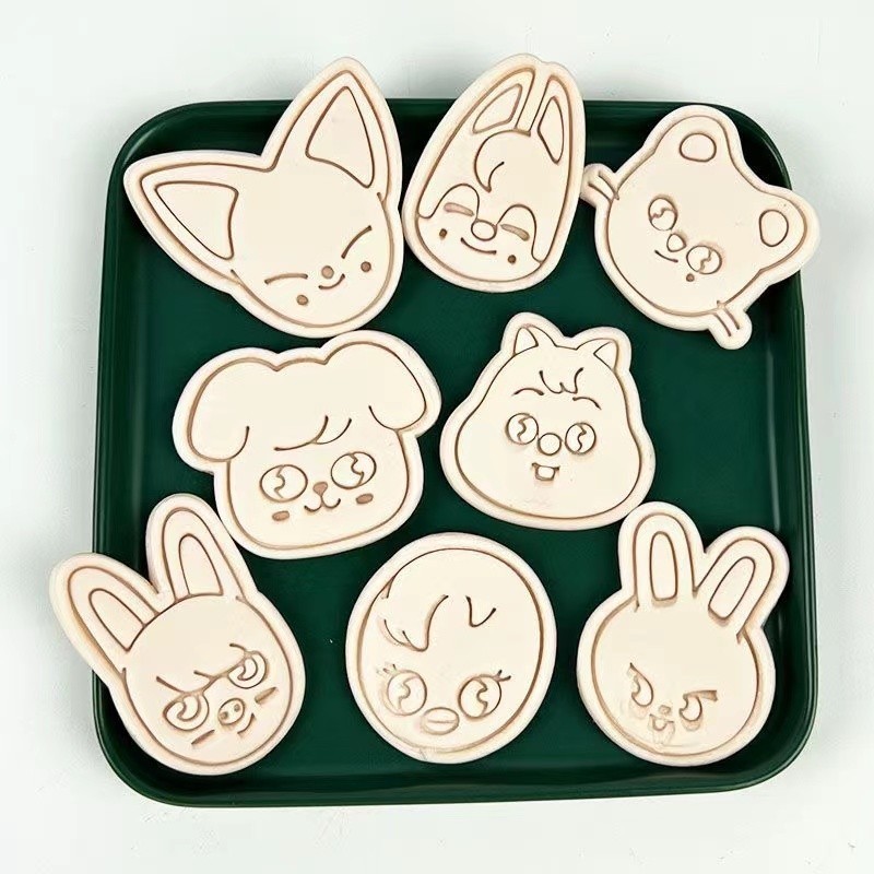 Kpop idol Stray Kids Cookie Cutter Kawaii Biscuit Mould Cartoon Cookie ...