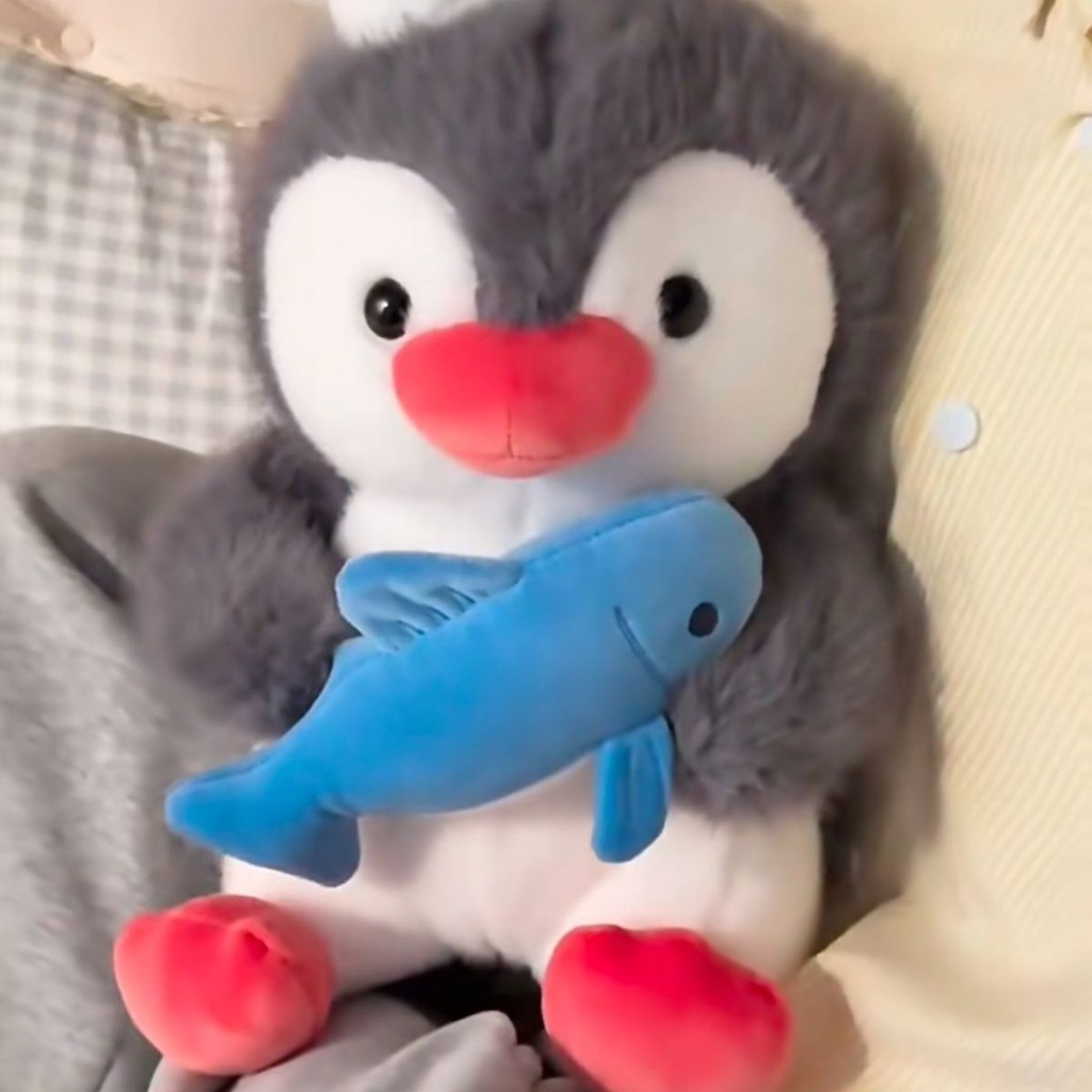 [90% praise rate] Cute penguin holding fish doll plush toy girl doll ...