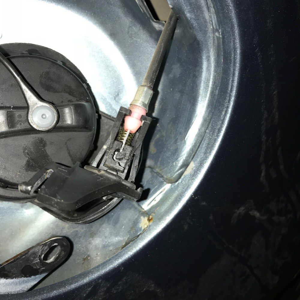 Fuel Filter Tank Door Latch Fixed Hook For Mitsubishi Lancer Eclipse ...