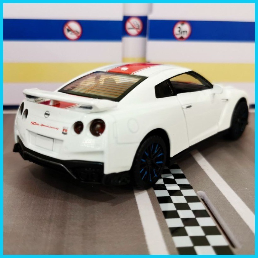 1/32 Nissan GT-R R35 50th Anniversary Edition GTR Diecast Scale Model ...