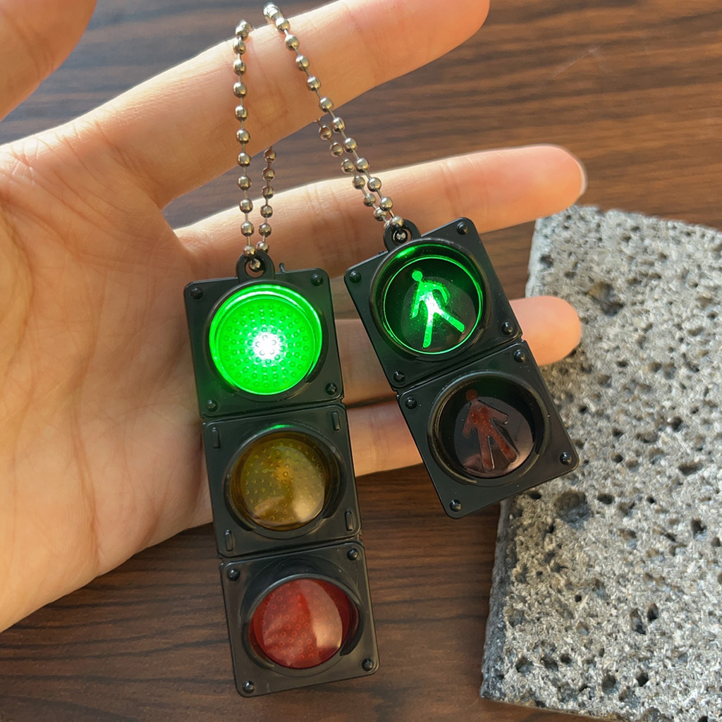2PCS Simulation Electronic Traffic Light Keychain Pendant Mini ...