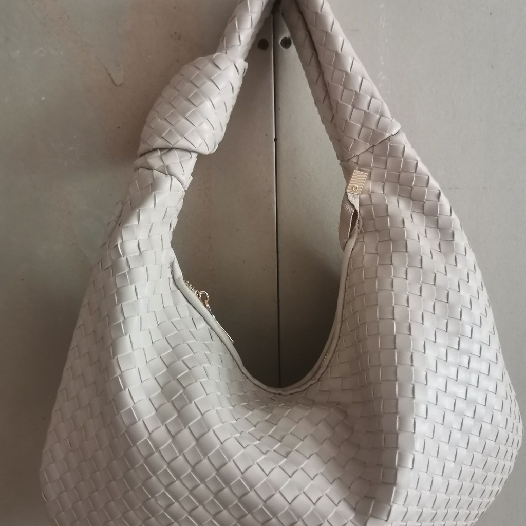 【MY STOCK】Retro Hand-Woven Bag Cross-Body Underarm Bag High-End Feeling ...