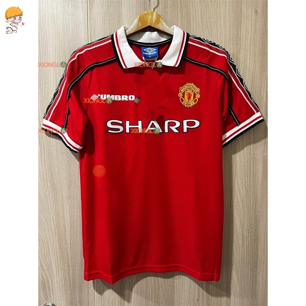 [Retro] - Retro Manchester United home jersey from 1998/1999, named ...