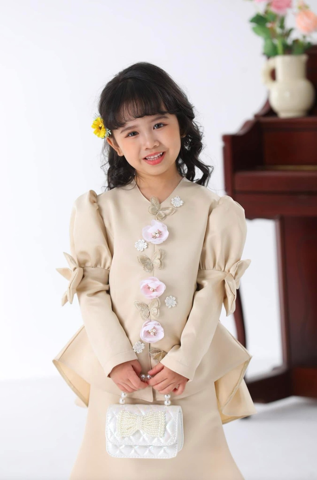 MANJA BB BUDAK BAJU RAYA KURUNG 3D FLOWER RAYA WITH BUTTERFLY RAYA ...
