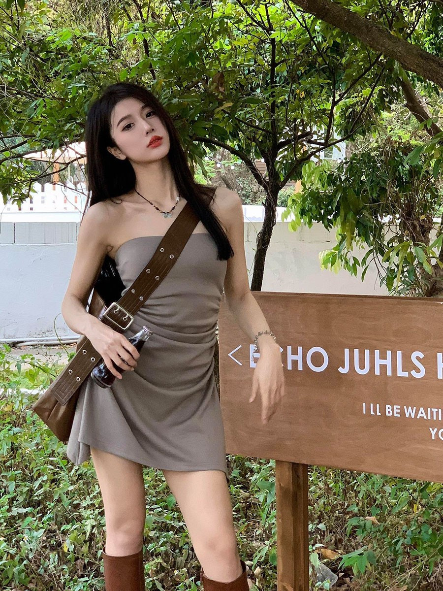 Sexy Hot Girl Narrow Waist Covering Flesh Halter Dress Women Summer ...
