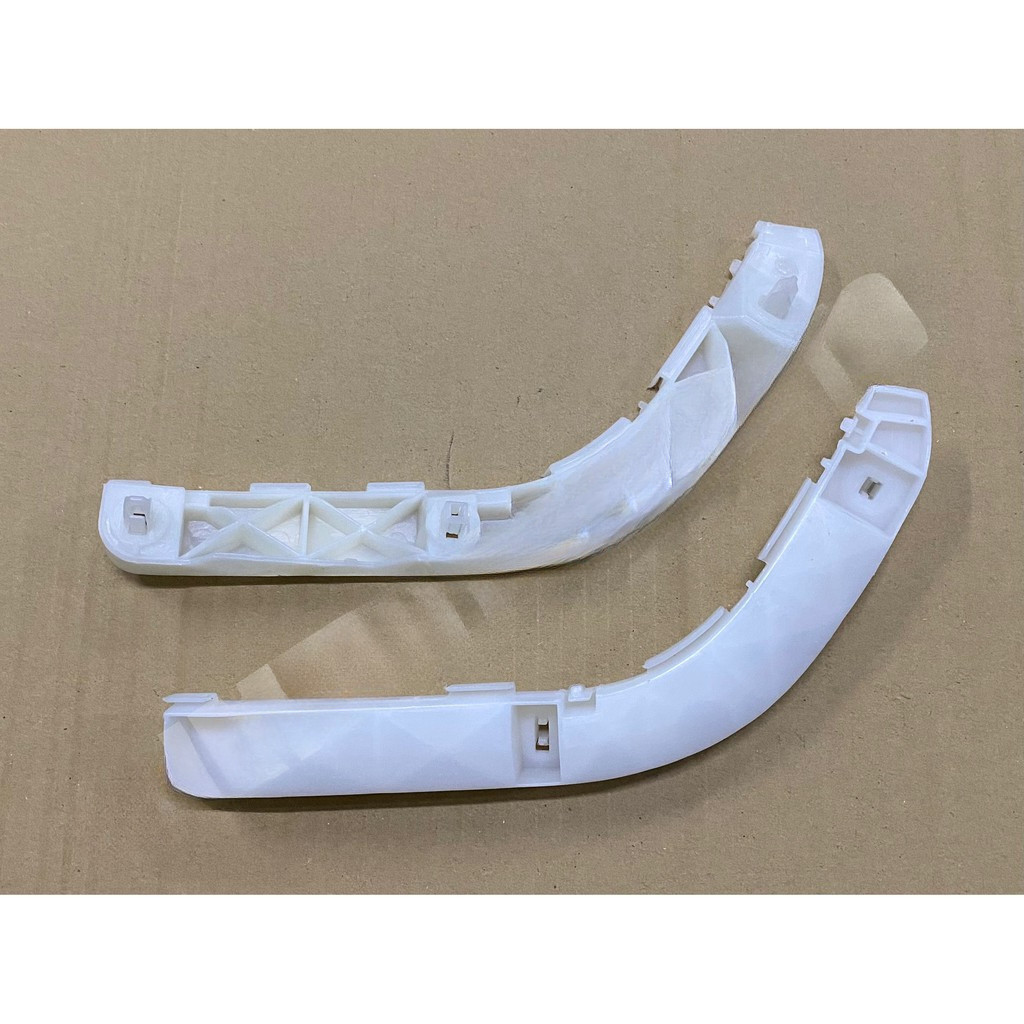 Toyota Innova 2005 - 2011 Front Bumper Bracket / Support / Retainer ...