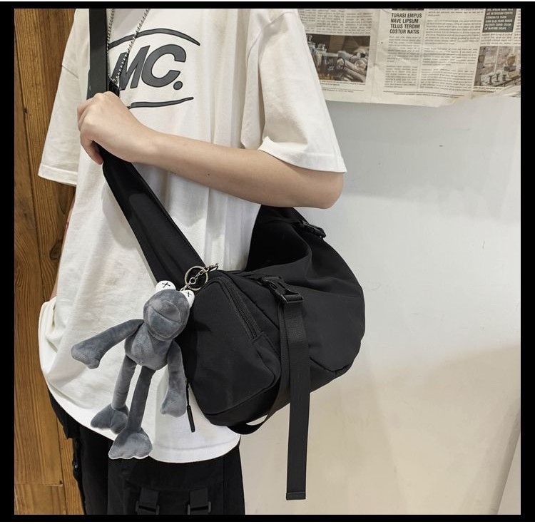 [XKB] 1 [READY STOCK] Waterproof Messenger Bag, Men's Messenger Bag ...