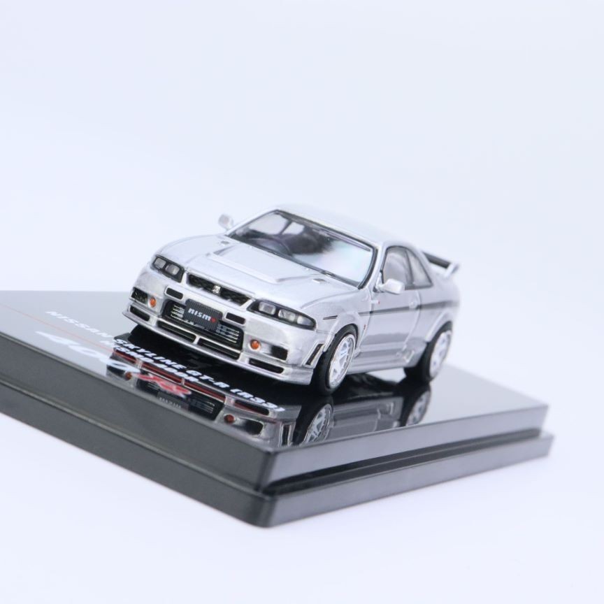INNO 1:64 NISSAN SKYLINE GT-R R33 400R lm limited Collection of die ...