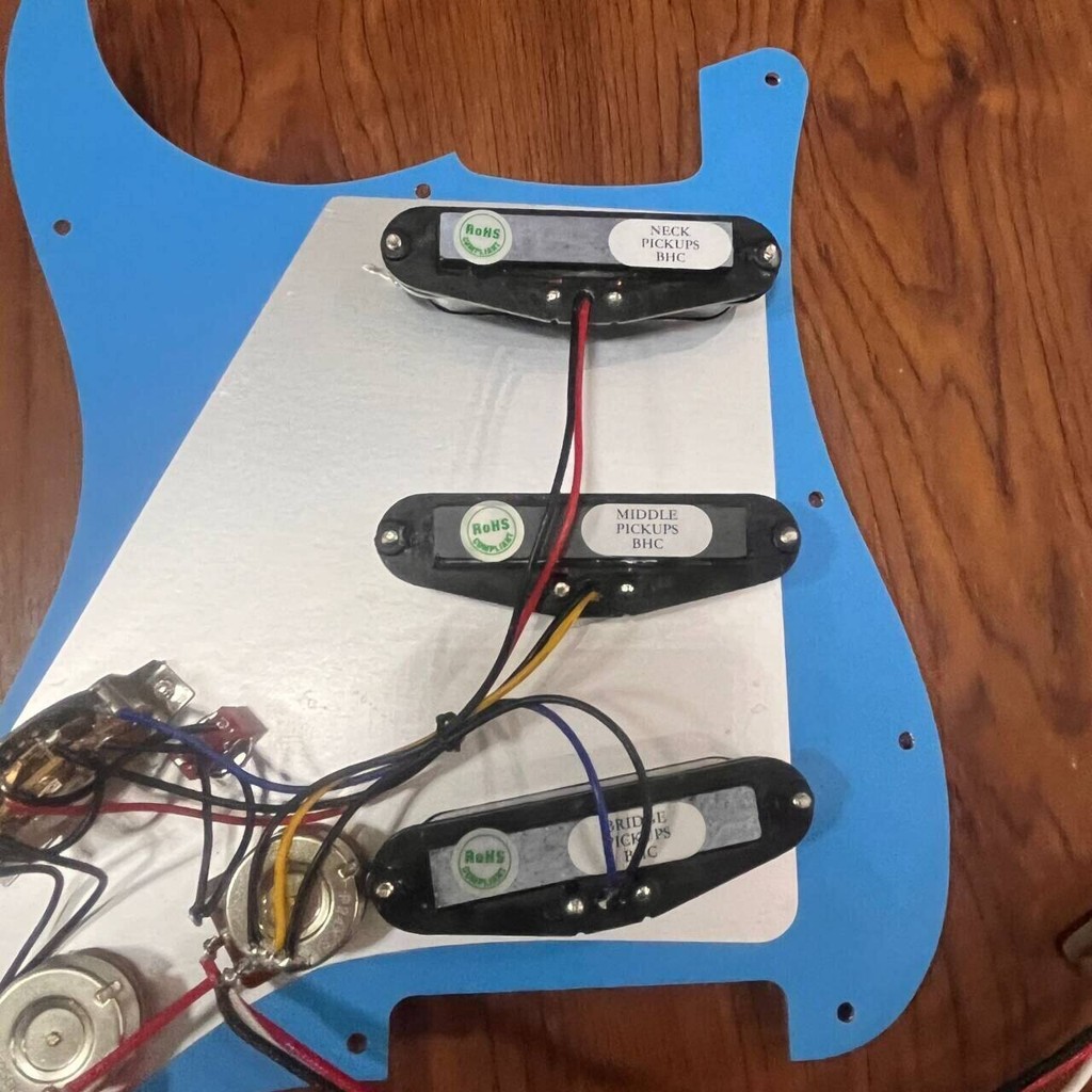 Prewired Loaded Guitar Stratocaster Pickguard SSS Pick Guard Seymour ...