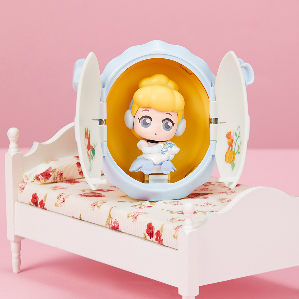 MINISO Disney Princess Koleksi Sleeping Baby Surprise Box Figure ...