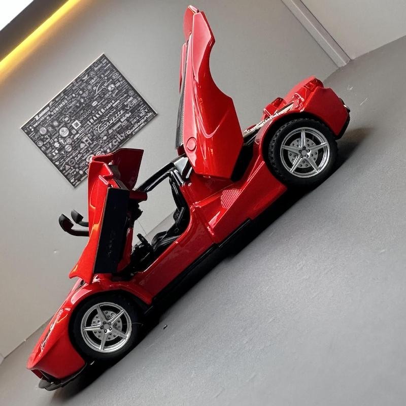 1:32 Scale Ferrari Laferrari Alloy Sports Car Alloy Model Diecast ...