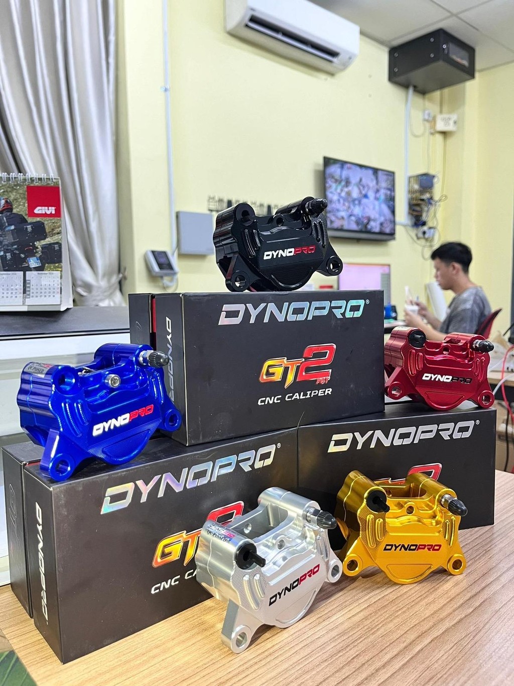DYNOPRO CNC CALIPER GT-2 New Brake System From DYNOPRO Malaysia DYNOPRO ...