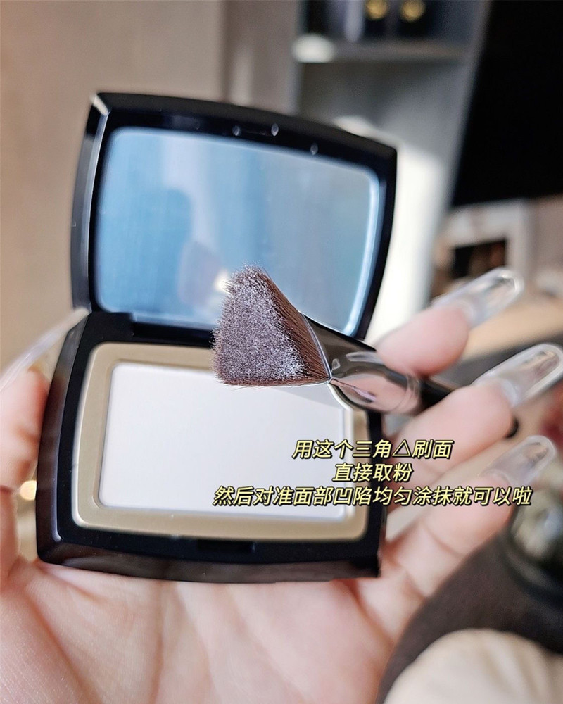 Angled Highlight Brush Face Contour Foundation Concealer Brush Triangle ...