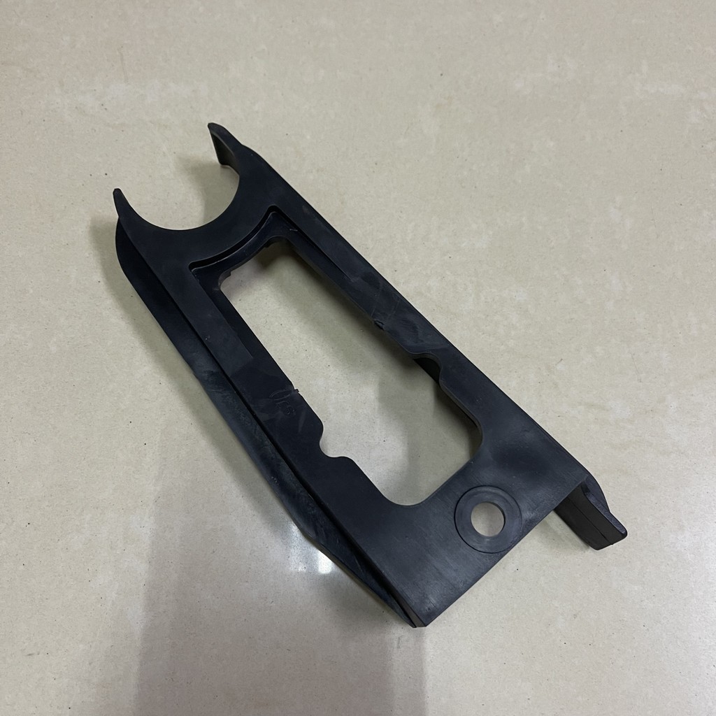 KAWASAKI ER6 ER6N (2007-2011) ER6 LAMA CHAIN GUARD SWING ARM RUBBER ...