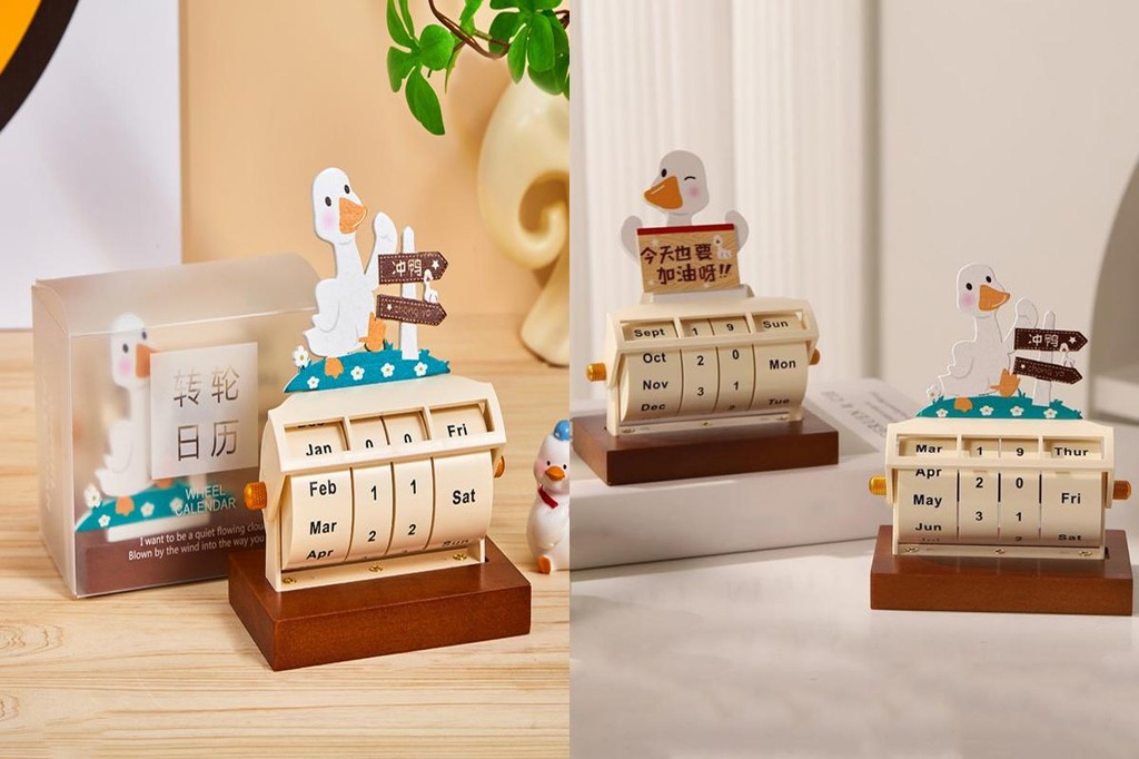 Wooden Rotating Calendar Smooth Rotation Mechanism Vintage Wooden ...