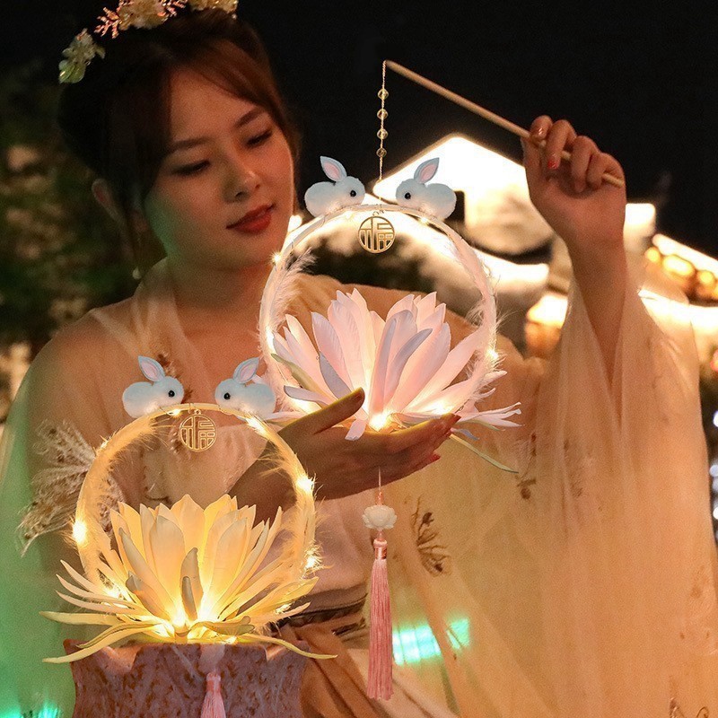 Creative Mid-Autumn Festival Lantern Cartoon Rabbit Handheld Lanterns ...