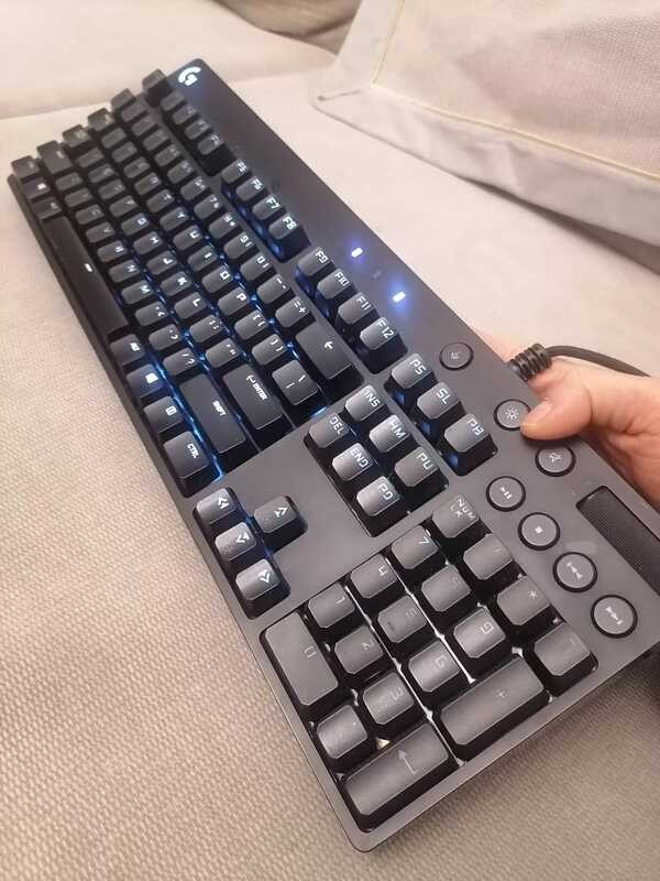 Logitech g610 Red Axis Gaming Gaming Mechanical Keyboard Logitech Drive ...