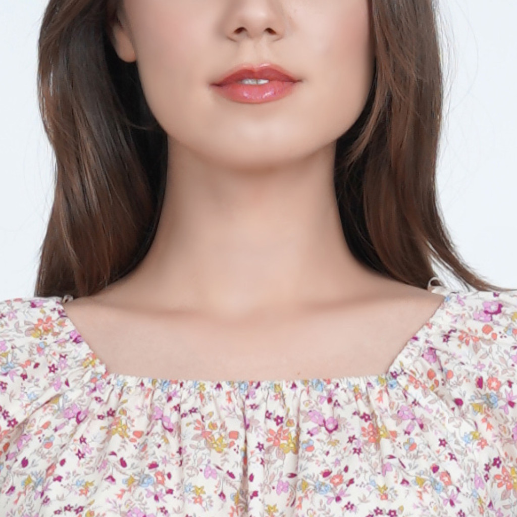 Nicole Square Neckline Short Puff Sleeve Cropped Floral Printed Blouse ...