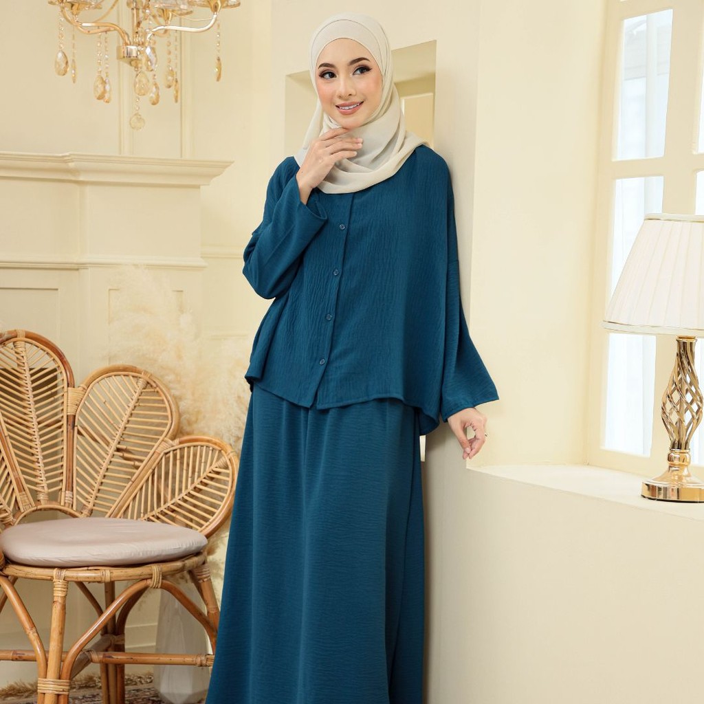 Baju Fara Set Blouse dengan Skirt Baju Muslimah Ironless Marterial Kain ...