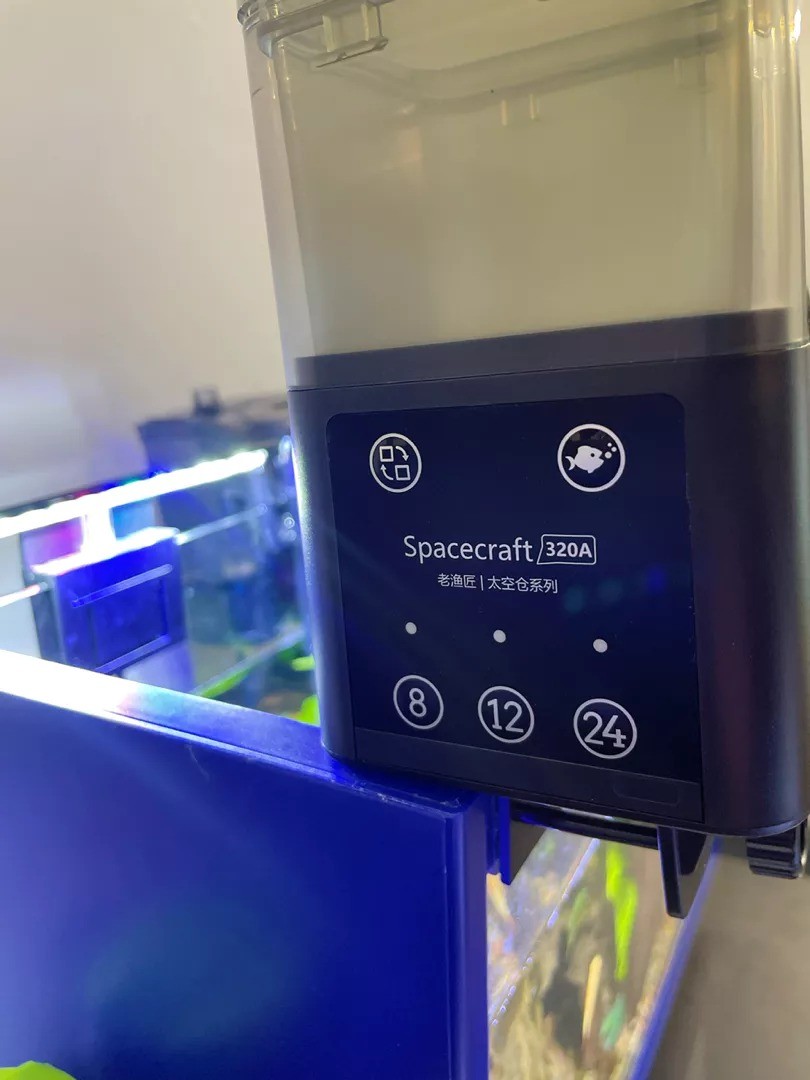 Fish tank LED LCD screen automatic feeder 320ml large capacity intelligent feeding | Shopee Malaysia