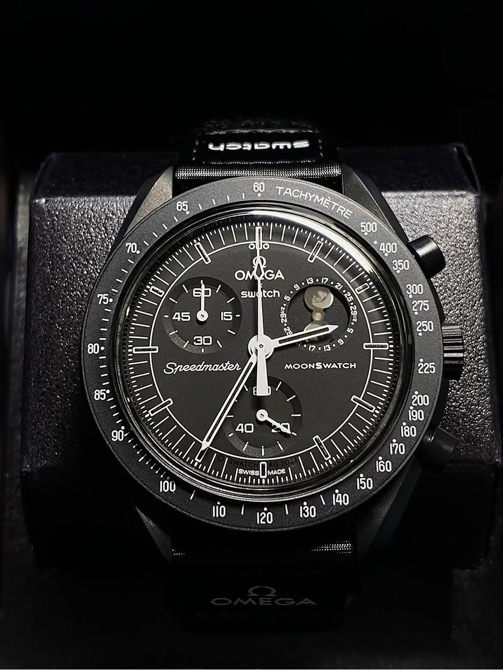 NEW!OMEGA - SWATCH Tripartite Collaboration Snoopy Couple Watch Planet ...