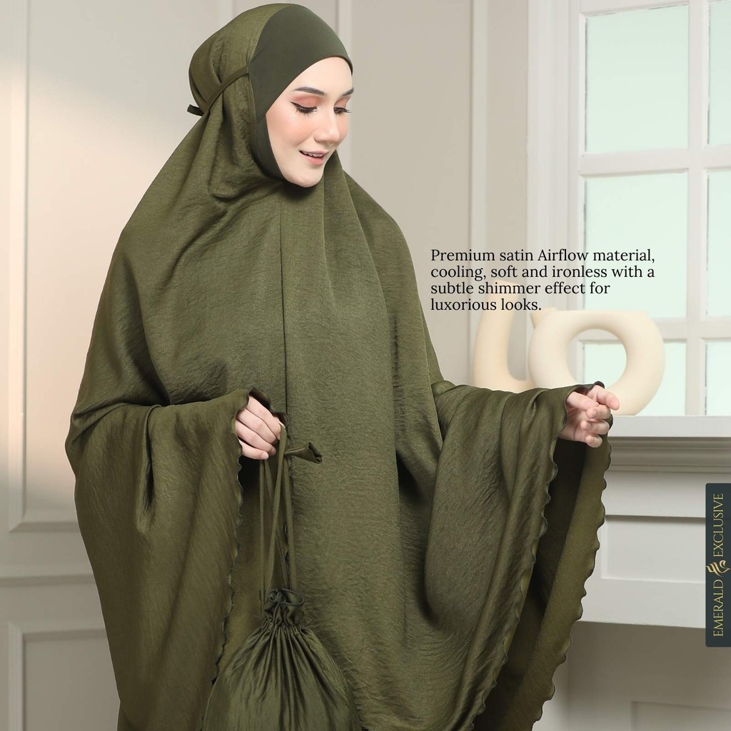 SARA Telekung Premium by Emerald Exclusive [Ironless Satin Umrah Travel Bag Anti Kedut Haji ...