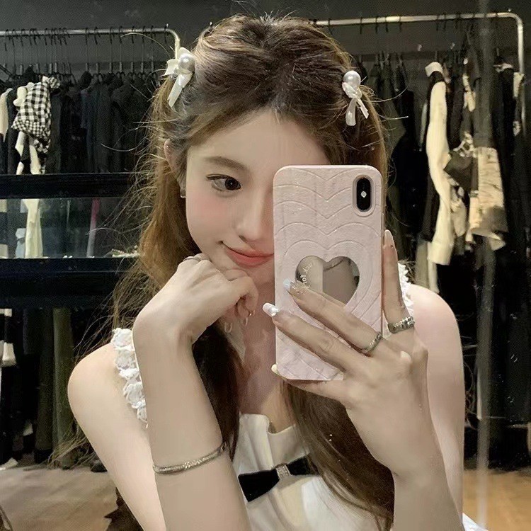 French Sweetheart ~ Pearl Bow Hair Clip Women's Side Bangs Clip ...