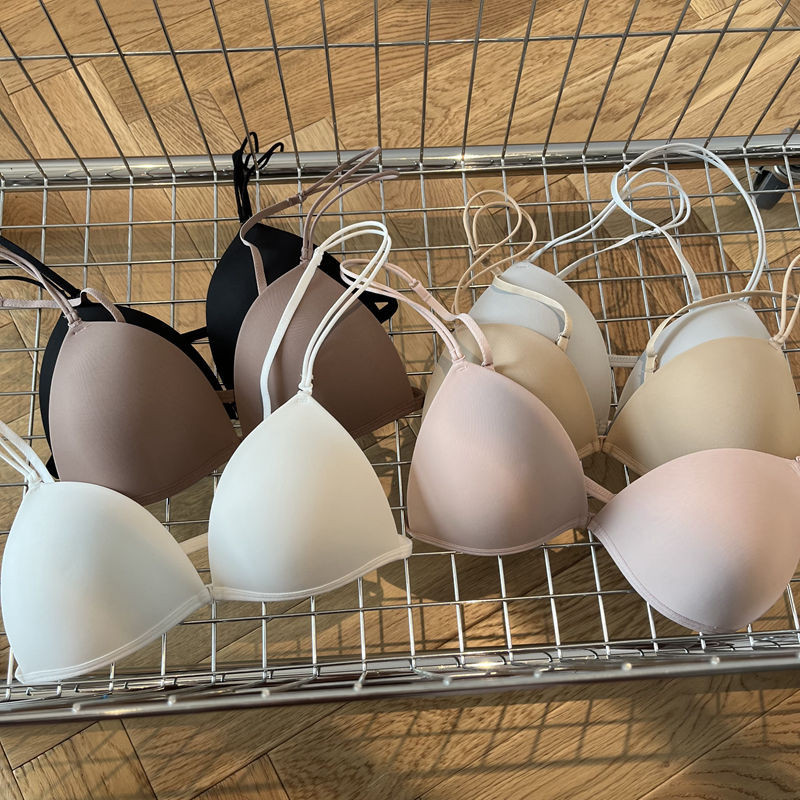 Beautiful Back Underwear Women Thin Thin Thin Thin Shoulder Strap ...