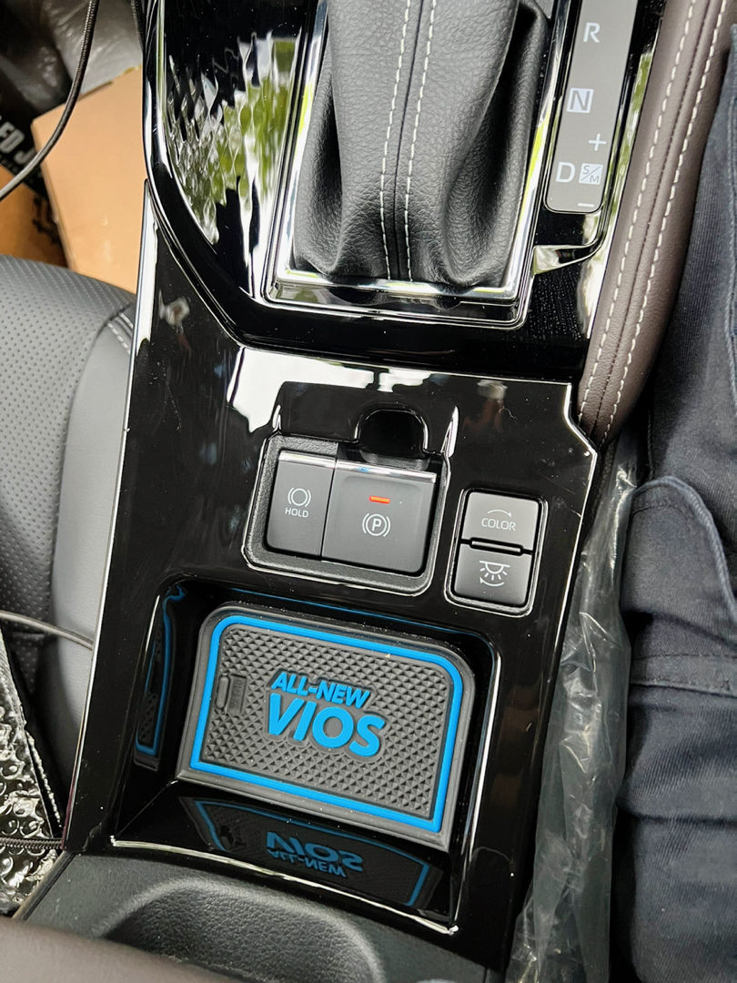 Toyota Vios NEW 2023 - 2024 Car Shining Black Handle Fuel Tank Steering ...