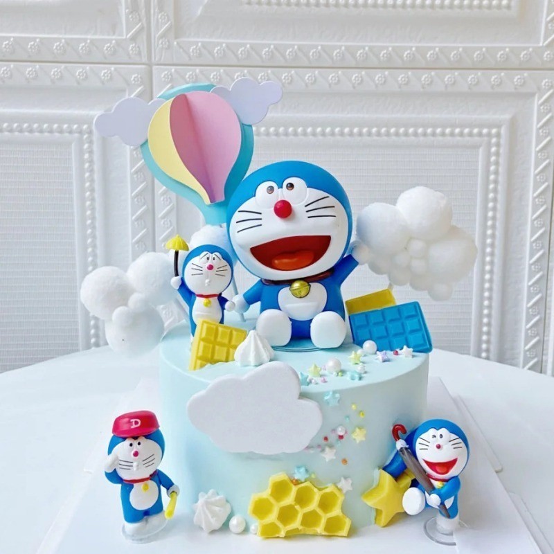 The cute Doraemon cartoon model is suitable for decorating children's ...