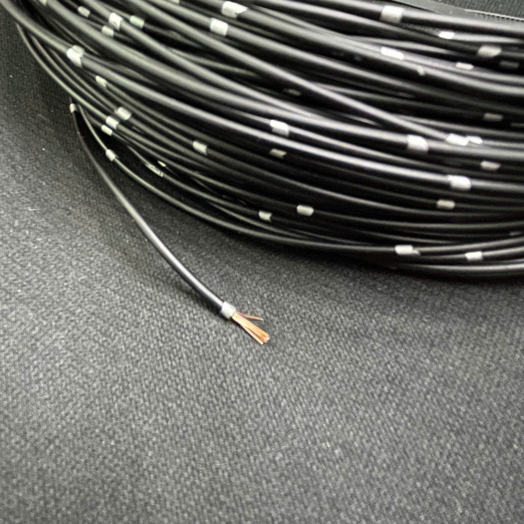 1 meter of 0.85 mm2 cross-section car electrical wire, Japanese ...
