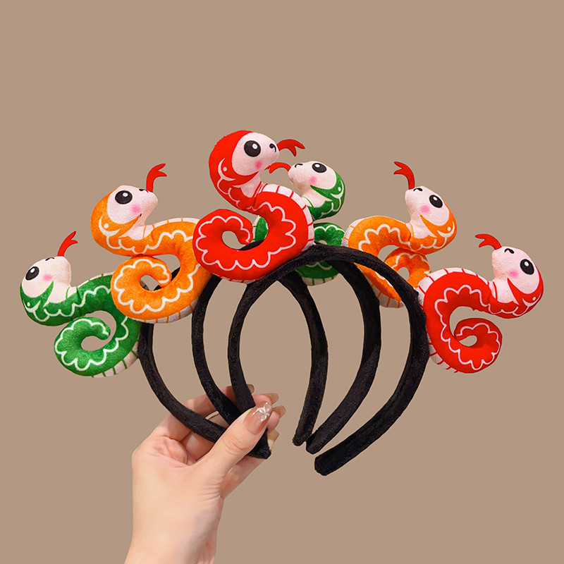 Year of The Snake Zodiac Headdress Cute Little Snake Doll Headband 2025 ...