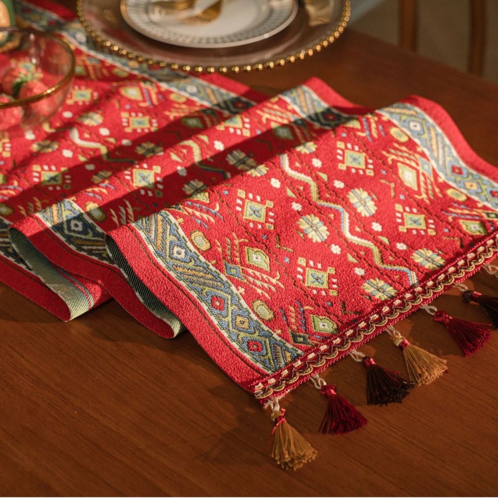 Retro Jacquard Table Runner with Tassels Sunflower Embroidery Table ...