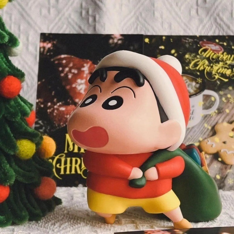 Christmas Kawaii Snowman Crayon Shin-chan Figure Christmas Tree ...