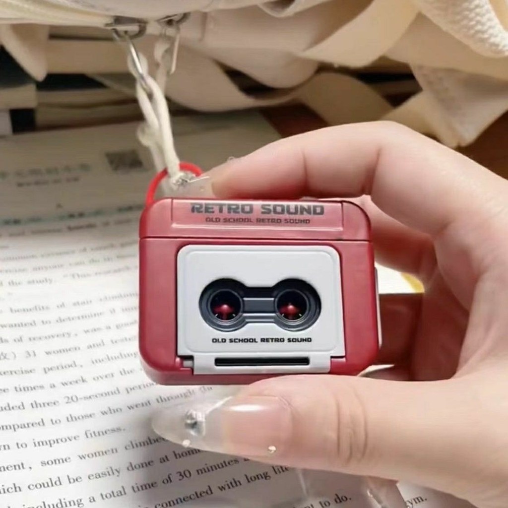 Tape Recorder Shape Key Chain Retro Music Player Keyrings Mini Funny ...