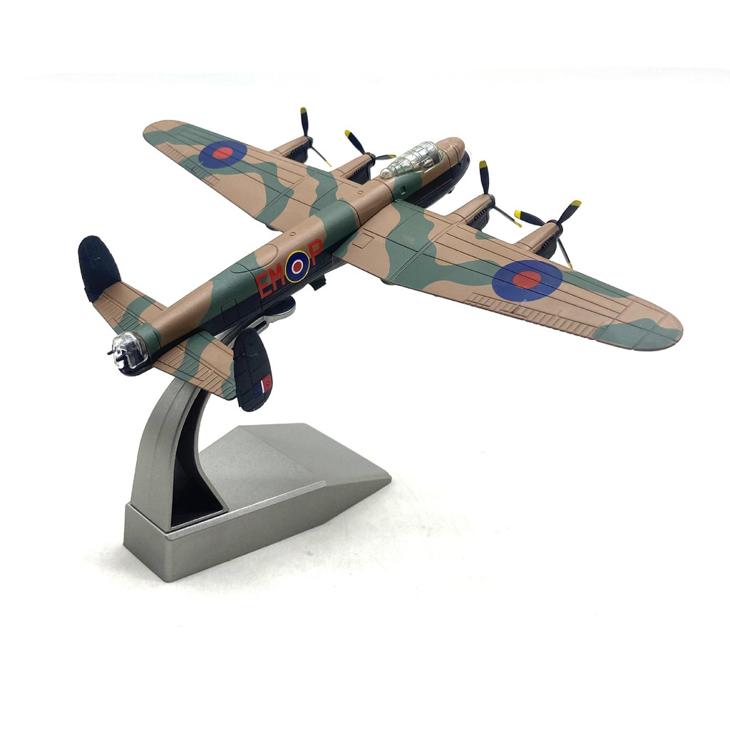 World War II British Lancastrian Lancaster bomber model 1:144 scale ...