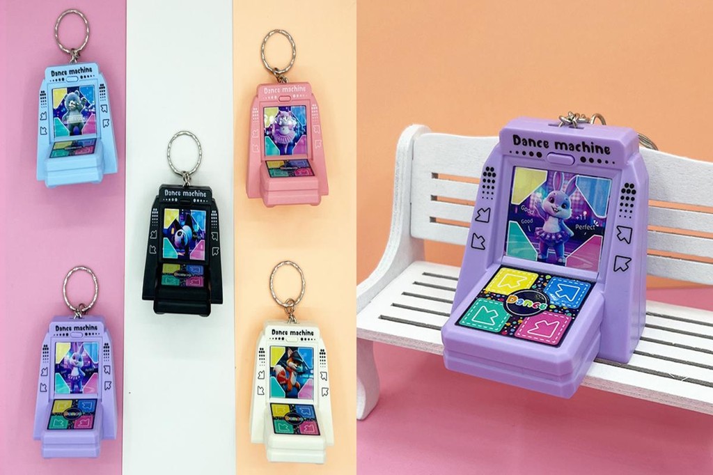 [Nice] Mini Dancing Arcade Machine Portable Mini Dance Machine Keychain ...