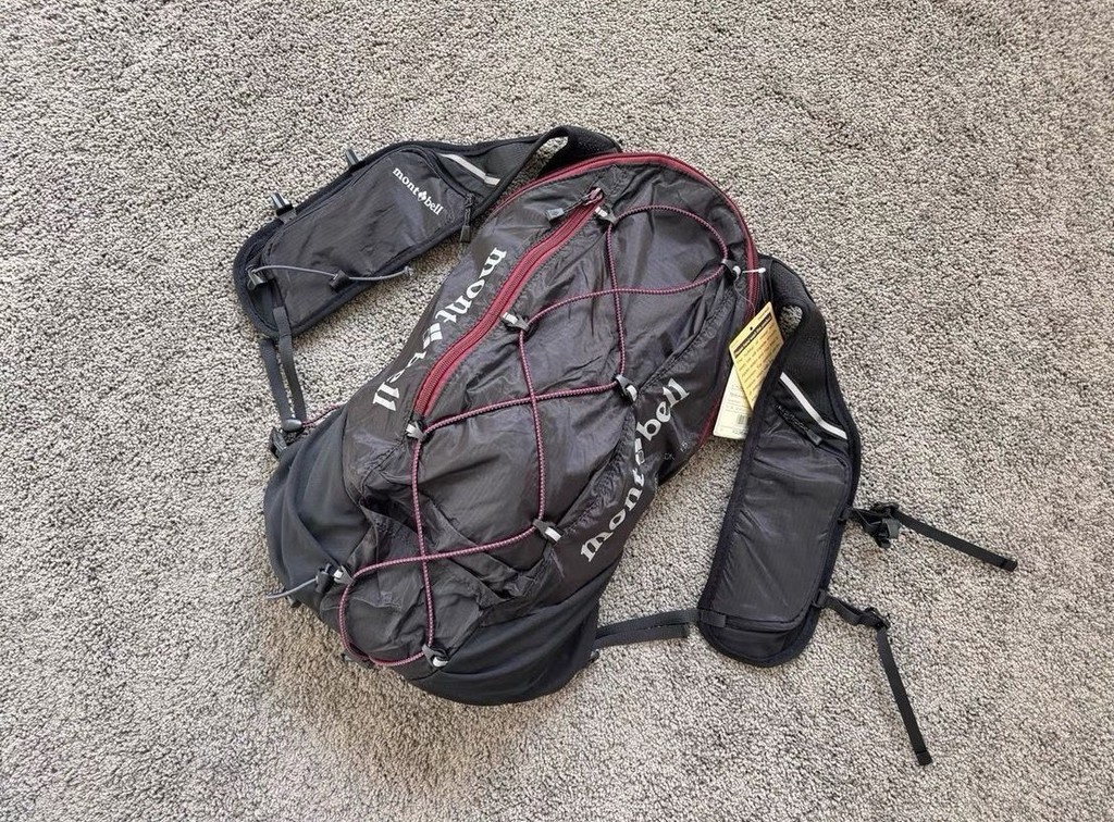 Montbell Cross Runner Pack 15L Nylon Waterproof Lightweight Outdoor ...