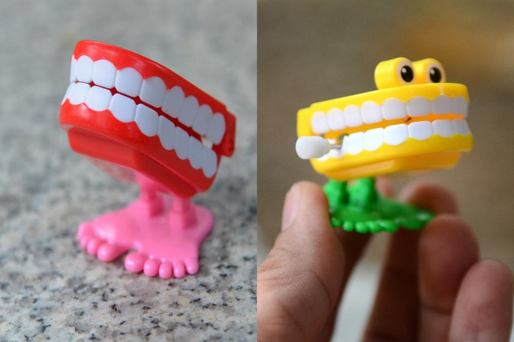 Wind-up Teeth Toy Fake Teeth Toy Jumping Teeth Wind-up Toy Funny Cartoon Clockwork Spring Toy ...