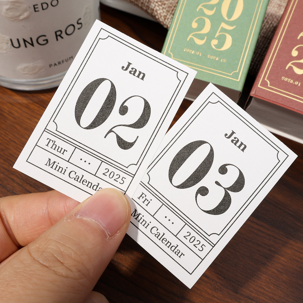 2025 Schedule Daily Desk Calendar - Retro Mini Tearable Planning ...