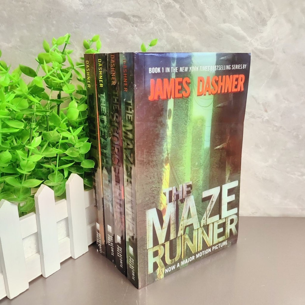 Moving Labyrinth English Version All Four Volumes The Maze Runner ...
