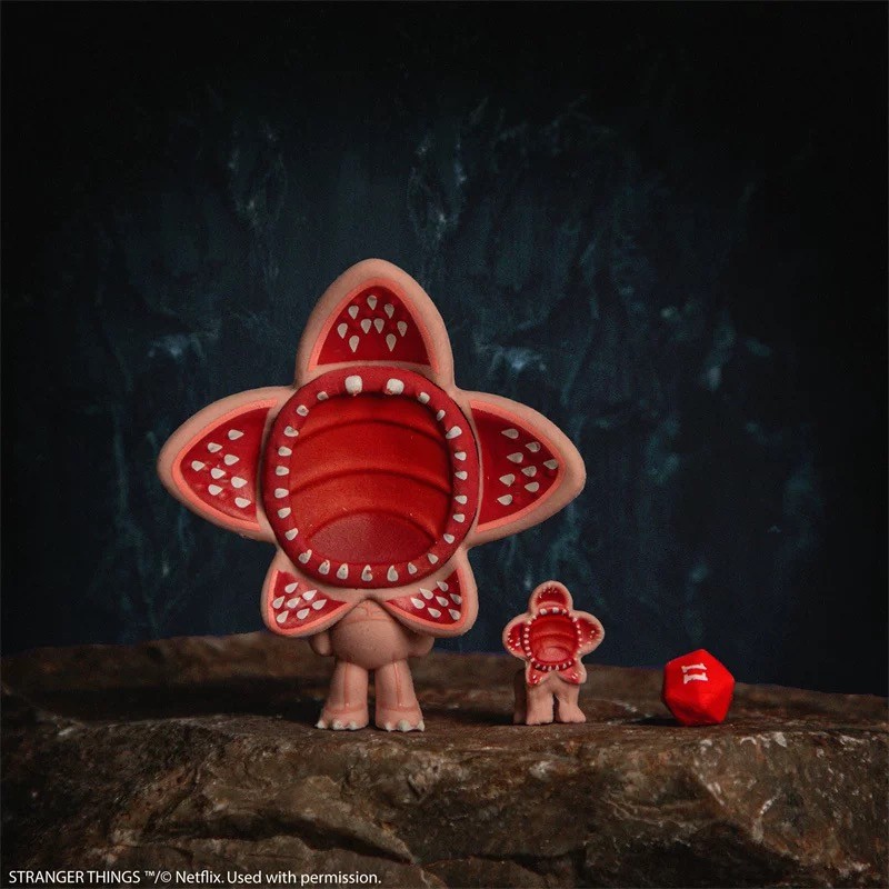 Stranger Things Official Merchandise Set Including Blind Boxes with ...