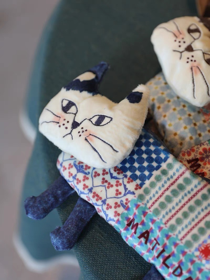 Cat pencil case Childhood style Stationery Box Retro 3D Cat Pen case ...