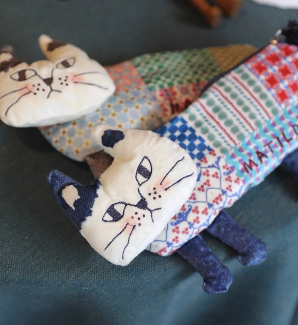Cat pencil case Childhood style Stationery Box Retro 3D Cat Pen case ...