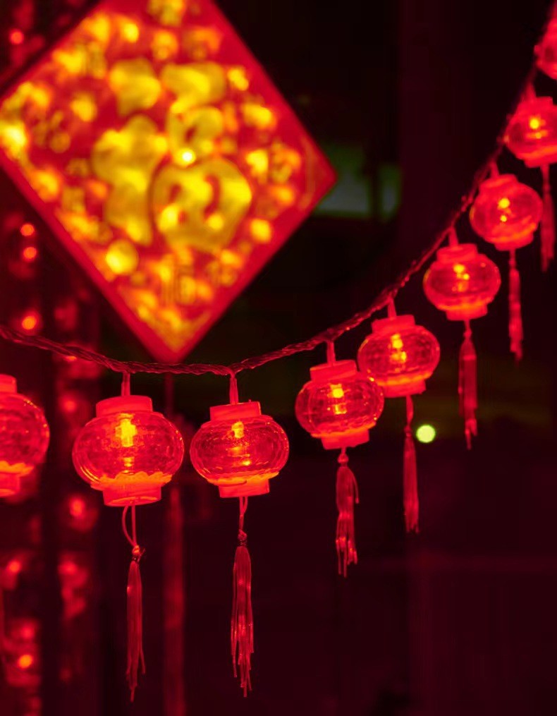 New Year Spring Festival LED Tassel Red Lantern Solar String Light ...