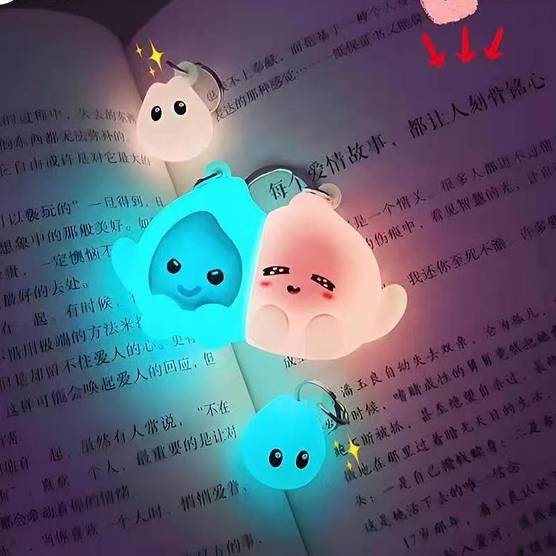 Creative Couple Keychain Magnetic Night Light Small Fire Keyring Bag ...