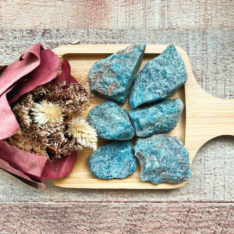 Blue Apatite (Raw) | Shopee Malaysia